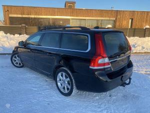 Melns Volvo V70 2014 Šauļi, ar dzinēja tilpumu 1.98 L un nobraukumu 263 tūkst. km par 8650 €, foto 12 vietnē AUTOMOTO.COM.LV