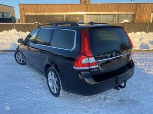 Melns Volvo V70 2014 Šauļi, ar dzinēja tilpumu 1.98 L un nobraukumu 263 tūkst. km par 8650 €, foto 13 vietnē AUTOMOTO.COM.LV