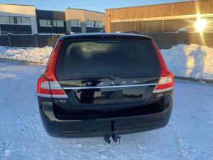 Melns Volvo V70 2014 Šauļi, ar dzinēja tilpumu 1.98 L un nobraukumu 263 tūkst. km par 8650 €, foto 14 vietnē AUTOMOTO.COM.LV