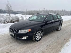 Black Volvo V70 2014 in Kaunas, with an engine capacity of 1.56 L and mileage of 285 thousand km for 7150 €, photo 3 on AUTOMOTO.COM.LV