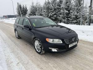 Black Volvo V70 2014 in Kaunas, with an engine capacity of 1.56 L and mileage of 285 thousand km for 7150 €, photo 9 on AUTOMOTO.COM.LV