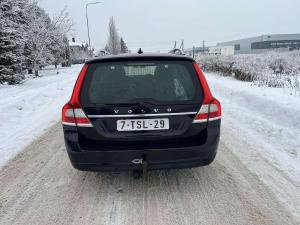 Black Volvo V70 2014 in Kaunas, with an engine capacity of 1.56 L and mileage of 285 thousand km for 7150 €, photo 11 on AUTOMOTO.COM.LV