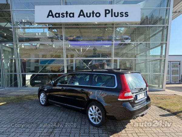 Melns Volvo V70 2014 Tartu, ar dzinēja tilpumu 2.00 L un nobraukumu 241 tūkst. km par 8200 €, foto 4 vietnē AUTOMOTO.COM.LV