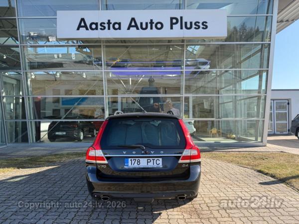 Melns Volvo V70 2014 Tartu, ar dzinēja tilpumu 2.00 L un nobraukumu 241 tūkst. km par 8200 €, foto 5 vietnē AUTOMOTO.COM.LV