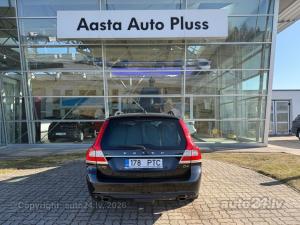 Black Volvo V70 2014 in Tartu, with an engine capacity of 2.00 L and mileage of 241 thousand km for 8200 €, photo 5 on AUTOMOTO.COM.LV