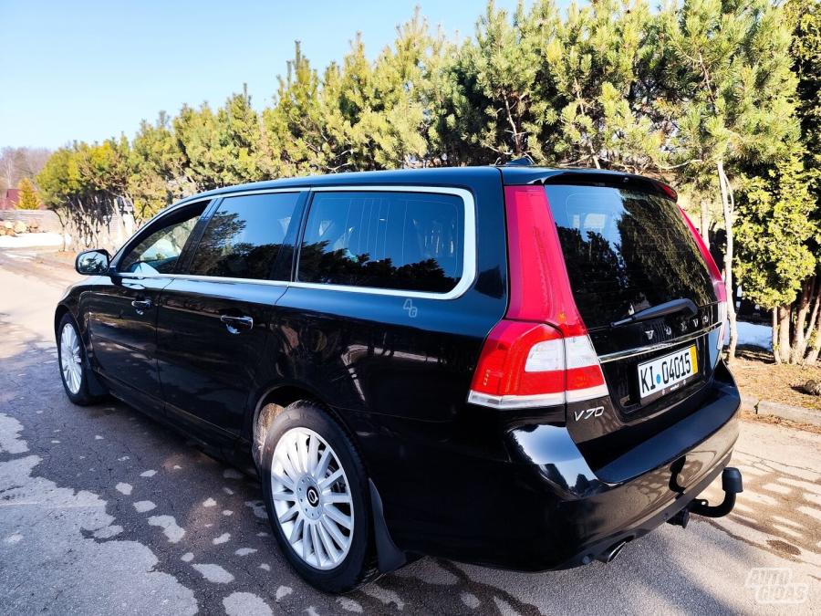Melns Volvo V70 2014 Mažeikiai, ar dzinēja tilpumu 2.00 L un nobraukumu 229 tūkst. km par 7200 €, foto 22 vietnē AUTOMOTO.COM.LV