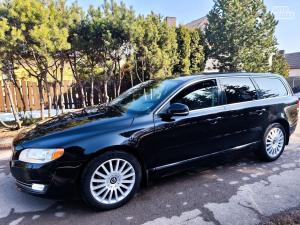 Melns Volvo V70 2014 Mažeikiai, ar dzinēja tilpumu 2.00 L un nobraukumu 229 tūkst. km par 7200 €, foto 24 vietnē AUTOMOTO.COM.LV