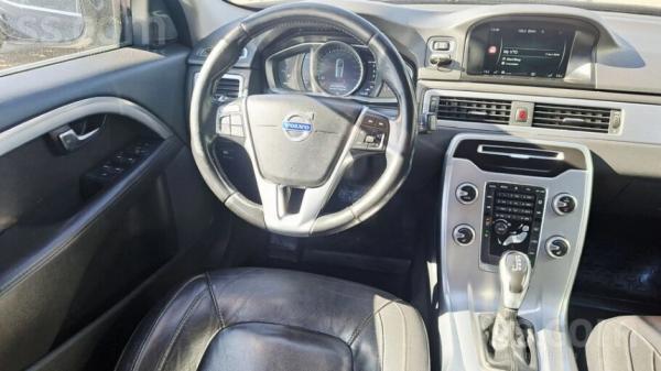 Melns Volvo V70 2014 Rīga, ar dzinēja tilpumu 2.00 L un nobraukumu 321 tūkst. km par 5490 €, foto 9 vietnē AUTOMOTO.COM.LV