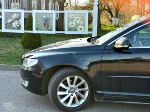 Black Volvo V70 2014 in Kaunas, with an engine capacity of 2.00 L and mileage of 302 thousand km for 6250 €, photo 8 on AUTOMOTO.COM.LV