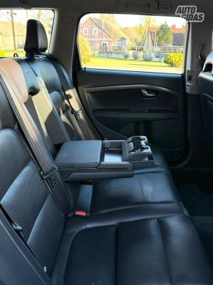 Black Volvo V70 2014 in Kaunas, with an engine capacity of 2.00 L and mileage of 302 thousand km for 6250 €, photo 9 on AUTOMOTO.COM.LV