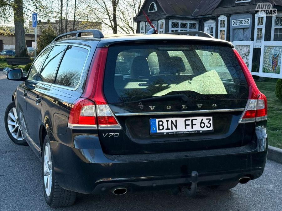 Black Volvo V70 2014 in Kaunas, with an engine capacity of 2.00 L and mileage of 302 thousand km for 6250 €, photo 11 on AUTOMOTO.COM.LV