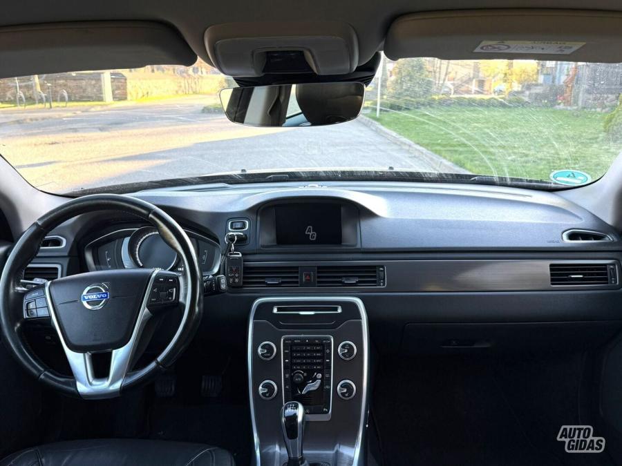 Black Volvo V70 2014 in Kaunas, with an engine capacity of 2.00 L and mileage of 302 thousand km for 6250 €, photo 22 on AUTOMOTO.COM.LV