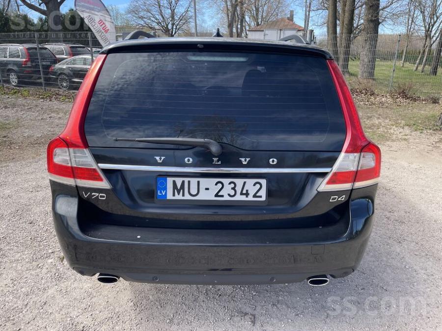Melns Volvo V70 2014 Rīga, ar dzinēja tilpumu 2.00 L un nobraukumu 259 tūkst. km par 7290 €, foto 5 vietnē AUTOMOTO.COM.LV