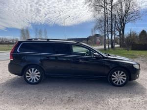 Melns Volvo V70 2014 Rīga, ar dzinēja tilpumu 2.00 L un nobraukumu 259 tūkst. km par 7290 €, foto 7 vietnē AUTOMOTO.COM.LV