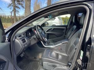 Melns Volvo V70 2014 Rīga, ar dzinēja tilpumu 2.00 L un nobraukumu 259 tūkst. km par 7290 €, foto 11 vietnē AUTOMOTO.COM.LV
