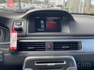 Melns Volvo V70 2014 Rīga, ar dzinēja tilpumu 2.00 L un nobraukumu 259 tūkst. km par 7290 €, foto 24 vietnē AUTOMOTO.COM.LV