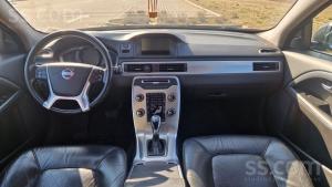 Melns Volvo V70 2014 Daugavpils, ar dzinēja tilpumu 2.00 L un nobraukumu 303 tūkst. km par 6800 €, foto 7 vietnē AUTOMOTO.COM.LV