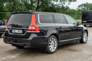 Melns Volvo V70 2014 Liepāja, ar dzinēja tilpumu 2.00 L un nobraukumu 306 tūkst. km par 9800 €, foto 5 vietnē AUTOMOTO.COM.LV