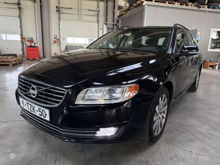 Black Volvo V70 2014 in Vilnius, with an engine capacity of 1.60 L and mileage of 307 thousand km for 5450 €, photo 5 on AUTOMOTO.COM.LV