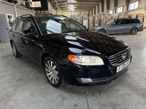 Black Volvo V70 2014 in Vilnius, with an engine capacity of 1.60 L and mileage of 307 thousand km for 5450 €, photo 13 on AUTOMOTO.COM.LV