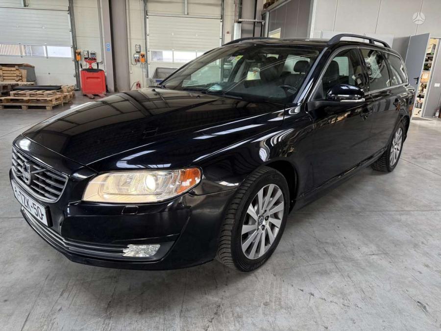 Black Volvo V70 2014 in Vilnius, with an engine capacity of 1.60 L and mileage of 307 thousand km for 5450 €, photo 14 on AUTOMOTO.COM.LV