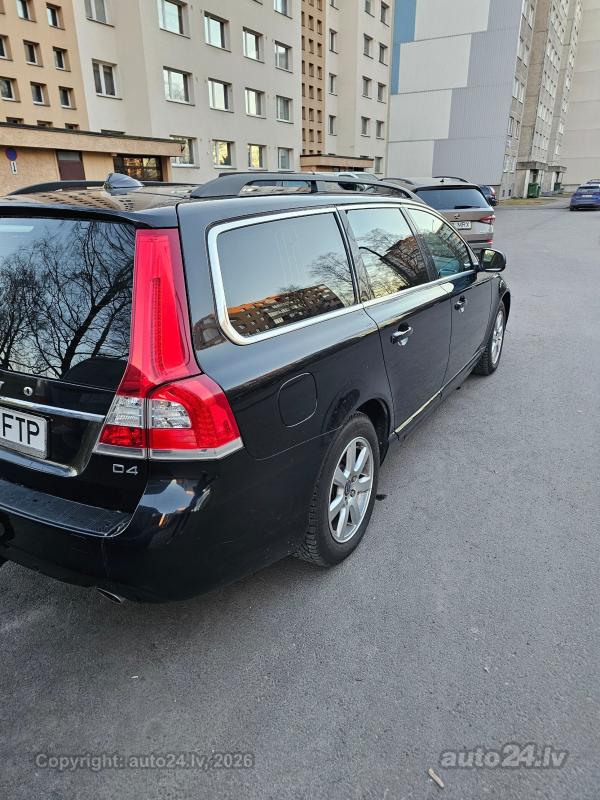 Черный Вольво В70 2014 в Таллин, объемом двигателя 2.00 л и пробегом 254 тыс. км за 7300 €, фото 2 на AUTOMOTO.COM.LV