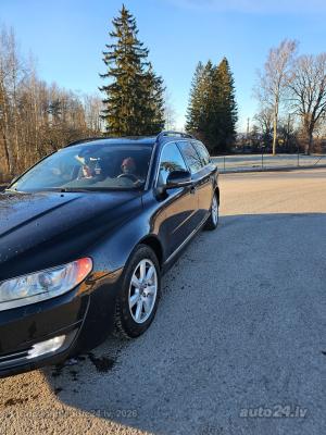 Melns Volvo V70 2014 Tallina, ar dzinēja tilpumu 2.00 L un nobraukumu 254 tūkst. km par 7300 €, foto 7 vietnē AUTOMOTO.COM.LV