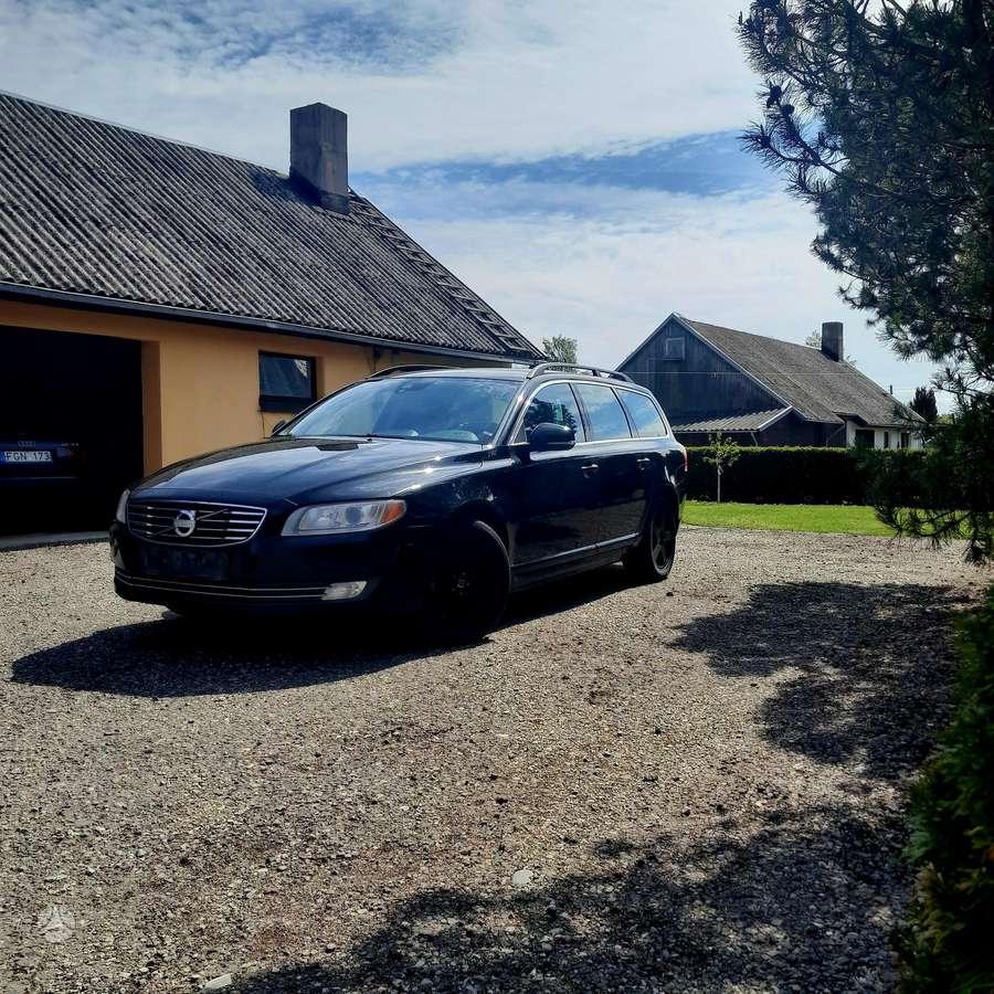 Black Volvo V70 2014 in Marijampole, with an engine capacity of 1.98 L and mileage of 420 thousand km for 2950 €, photo 1 on AUTOMOTO.COM.LV