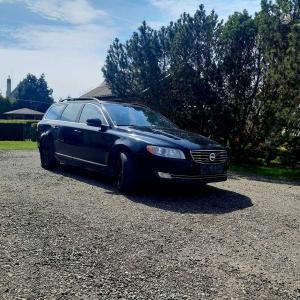Black Volvo V70 2014 in Marijampole, with an engine capacity of 1.98 L and mileage of 420 thousand km for 2950 €, photo 3 on AUTOMOTO.COM.LV