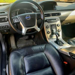 Black Volvo V70 2014 in Marijampole, with an engine capacity of 1.98 L and mileage of 420 thousand km for 2950 €, photo 10 on AUTOMOTO.COM.LV