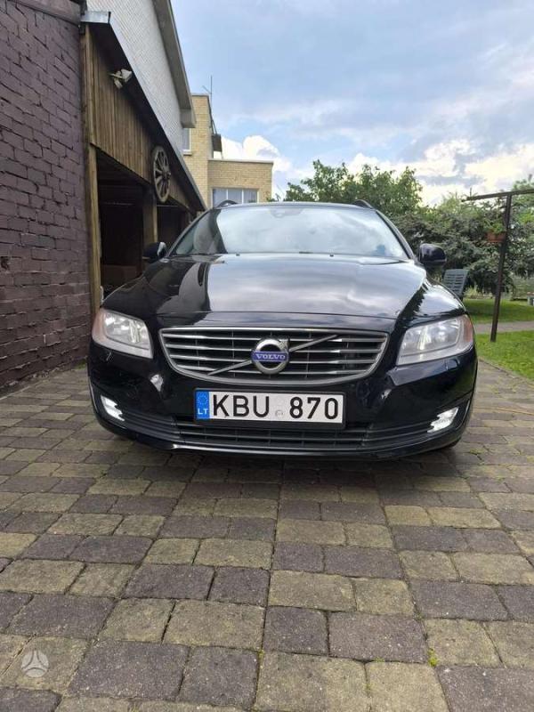 Melns Volvo V70 2014 Šauļi, ar dzinēja tilpumu 1.98 L un nobraukumu 249 tūkst. km par 6800 €, foto 1 vietnē AUTOMOTO.COM.LV