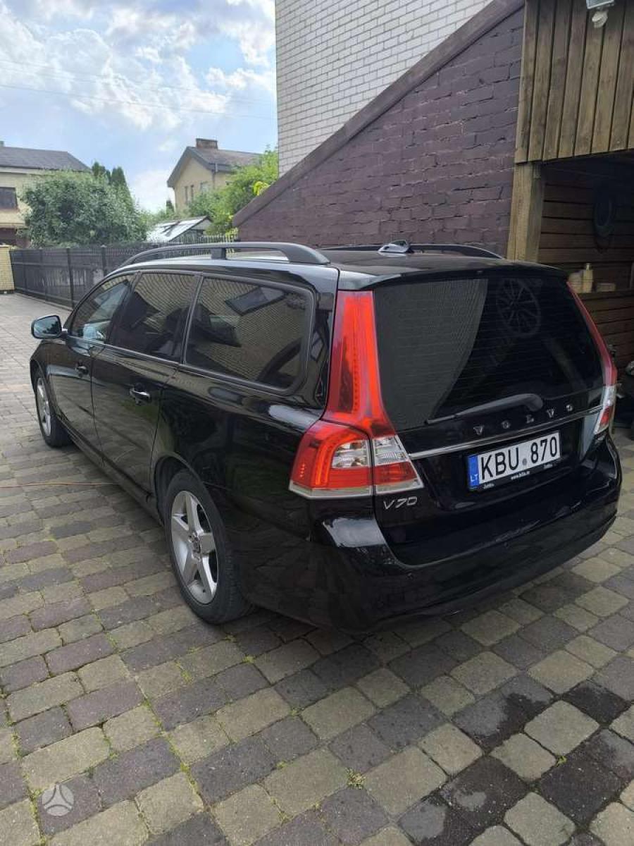 Melns Volvo V70 2014 Šauļi, ar dzinēja tilpumu 1.98 L un nobraukumu 249 tūkst. km par 6800 €, foto 5 vietnē AUTOMOTO.COM.LV