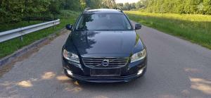 Black Volvo V70 2014 in Taurage, with an engine capacity of 1.98 L and mileage of 250 thousand km for 5400 €, photo 4 on AUTOMOTO.COM.LV