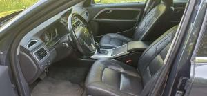 Black Volvo V70 2014 in Taurage, with an engine capacity of 1.98 L and mileage of 250 thousand km for 5400 €, photo 9 on AUTOMOTO.COM.LV
