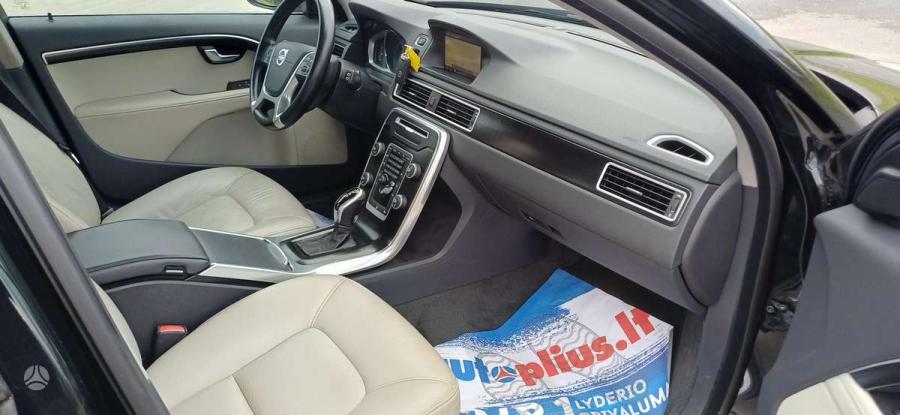 Melns Volvo V70 2014 Kauņa, ar dzinēja tilpumu 1.56 L un nobraukumu 249 tūkst. km par 5999 €, foto 11 vietnē AUTOMOTO.COM.LV
