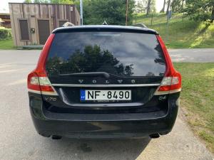 Black Volvo V70 2014 in Riga, with an engine capacity of 2.00 L and mileage of 330 thousand km for 3000 €, photo 4 on AUTOMOTO.COM.LV