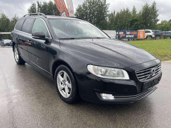 Melns Volvo V70 2014 Kauņa, ar dzinēja tilpumu 2.00 L un nobraukumu 21 tūkst. km par 6600 €, foto 5 vietnē AUTOMOTO.COM.LV