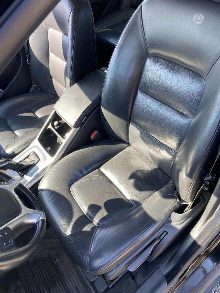 Melns Volvo V70 2014 Marijampole, ar dzinēja tilpumu 1.98 L un nobraukumu 311 tūkst. km par 5000 €, foto 12 vietnē AUTOMOTO.COM.LV