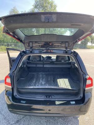Melns Volvo V70 2014 Marijampole, ar dzinēja tilpumu 1.98 L un nobraukumu 311 tūkst. km par 5000 €, foto 18 vietnē AUTOMOTO.COM.LV