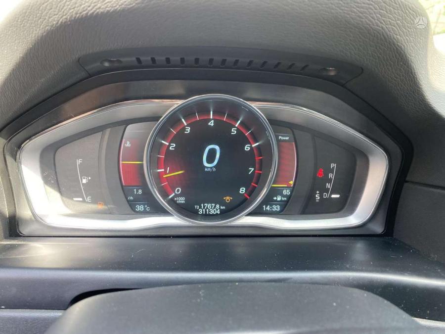 Melns Volvo V70 2014 Marijampole, ar dzinēja tilpumu 1.98 L un nobraukumu 311 tūkst. km par 5000 €, foto 22 vietnē AUTOMOTO.COM.LV