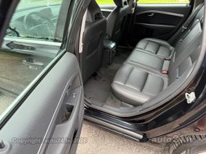 Black Volvo V70 2014 in Tallinn, with an engine capacity of 2.00 L and mileage of 279 thousand km for 7990 €, photo 7 on AUTOMOTO.COM.LV