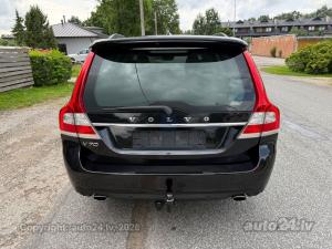 Black Volvo V70 2014 in Tallinn, with an engine capacity of 2.00 L and mileage of 279 thousand km for 7990 €, photo 9 on AUTOMOTO.COM.LV