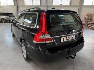 Melns Volvo V70 2014 Viļņa, ar dzinēja tilpumu 1.60 L un nobraukumu 301 tūkst. km par 5400 €, foto 12 vietnē AUTOMOTO.COM.LV
