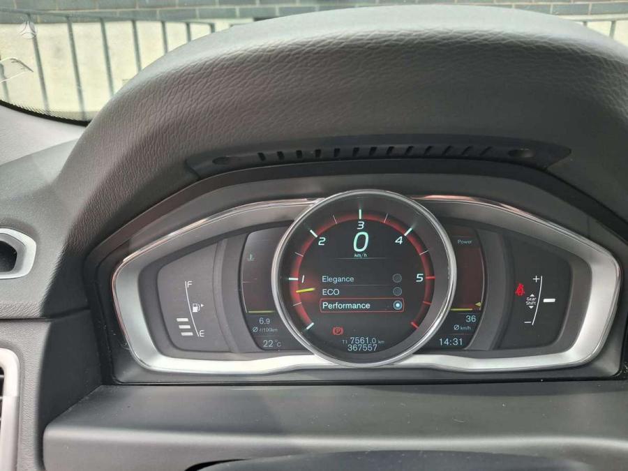 Черный Вольво В70 2014 в Каунас, объемом двигателя 2.40 л и пробегом 368 тыс. км за 7950 €, фото 16 на AUTOMOTO.COM.LV