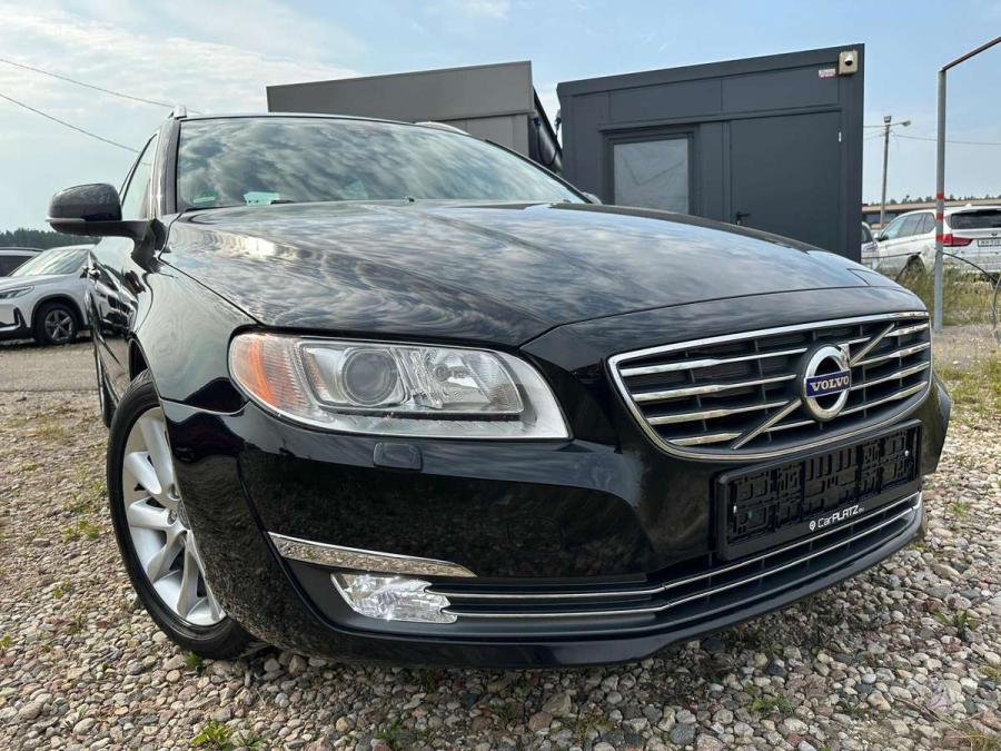 Black Volvo V70 2014 in Vilnius, with an engine capacity of 1.56 L and mileage of 216 thousand km for 8590 €, photo 5 on AUTOMOTO.COM.LV