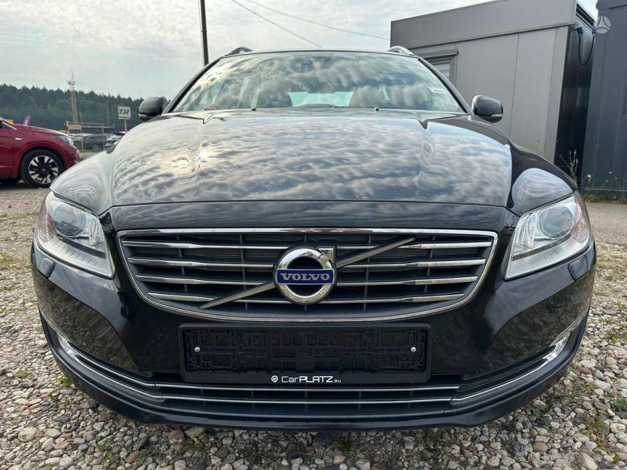 Black Volvo V70 2014 in Vilnius, with an engine capacity of 1.56 L and mileage of 216 thousand km for 8590 €, photo 13 on AUTOMOTO.COM.LV
