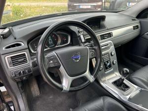 Black Volvo V70 2014 in Vilnius, with an engine capacity of 1.56 L and mileage of 216 thousand km for 8590 €, photo 14 on AUTOMOTO.COM.LV