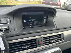 Black Volvo V70 2014 in Vilnius, with an engine capacity of 1.56 L and mileage of 216 thousand km for 8590 €, photo 21 on AUTOMOTO.COM.LV