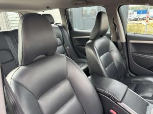 Black Volvo V70 2014 in Vilnius, with an engine capacity of 1.56 L and mileage of 216 thousand km for 8590 €, photo 26 on AUTOMOTO.COM.LV