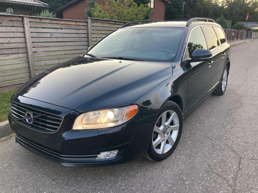 Melns Volvo V70 2014 Kauņa, ar dzinēja tilpumu 1.98 L un nobraukumu 240 tūkst. km par 8100 €, foto 1 vietnē AUTOMOTO.COM.LV